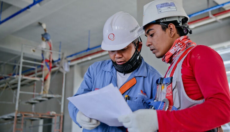 How to Overcome Language Barriers in Construction